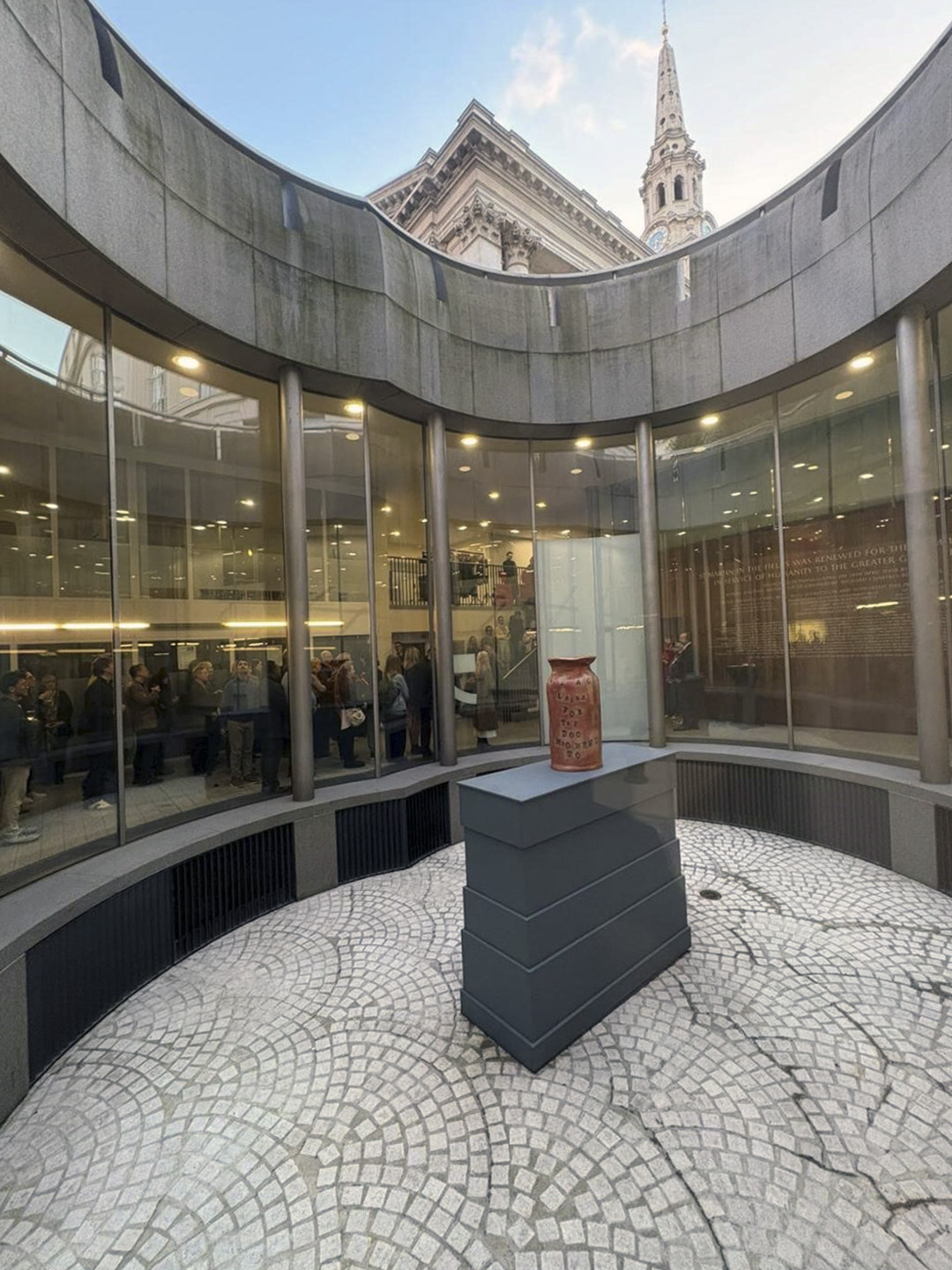 Children's Plinth at St Martin-in-the-Fields - St Martin-in-the-Fields